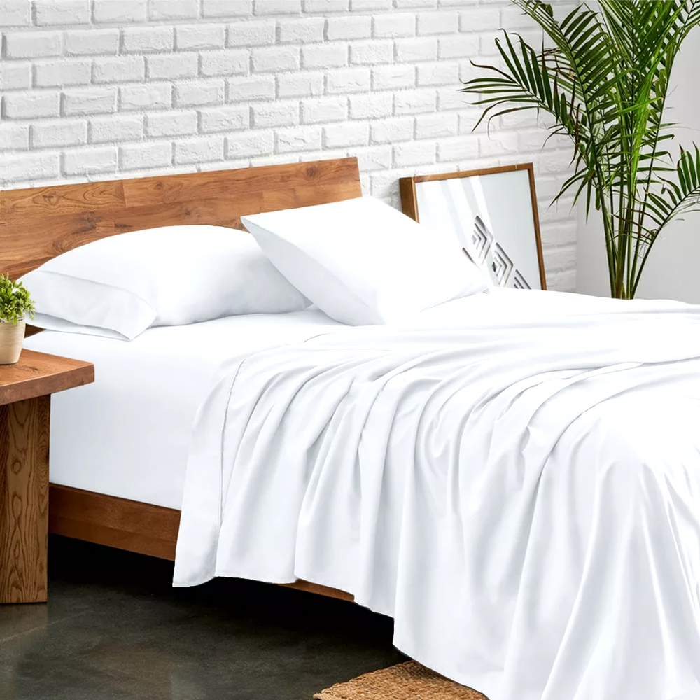 White Bed Sheet Set